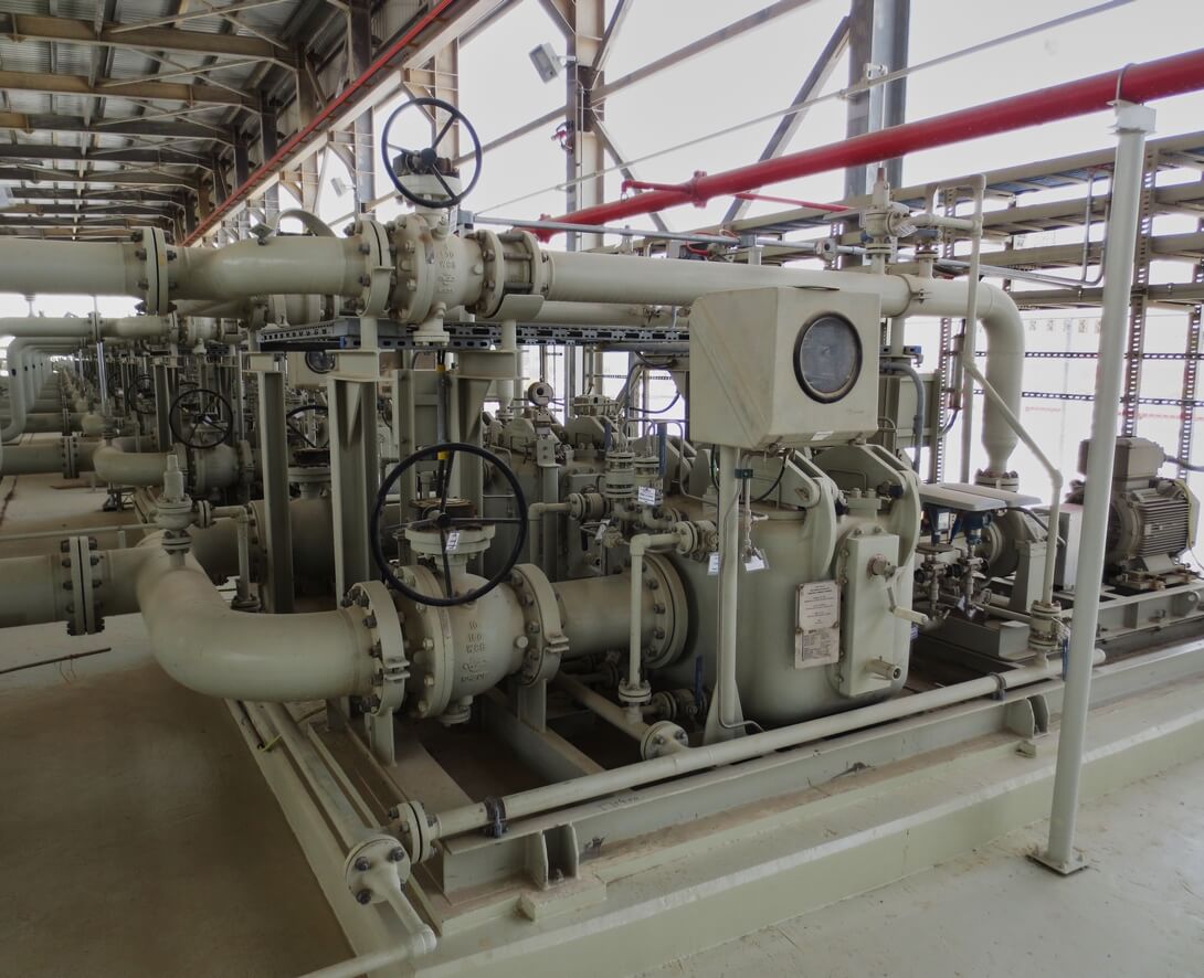 Oil transfer and forwarding section | Petrogas